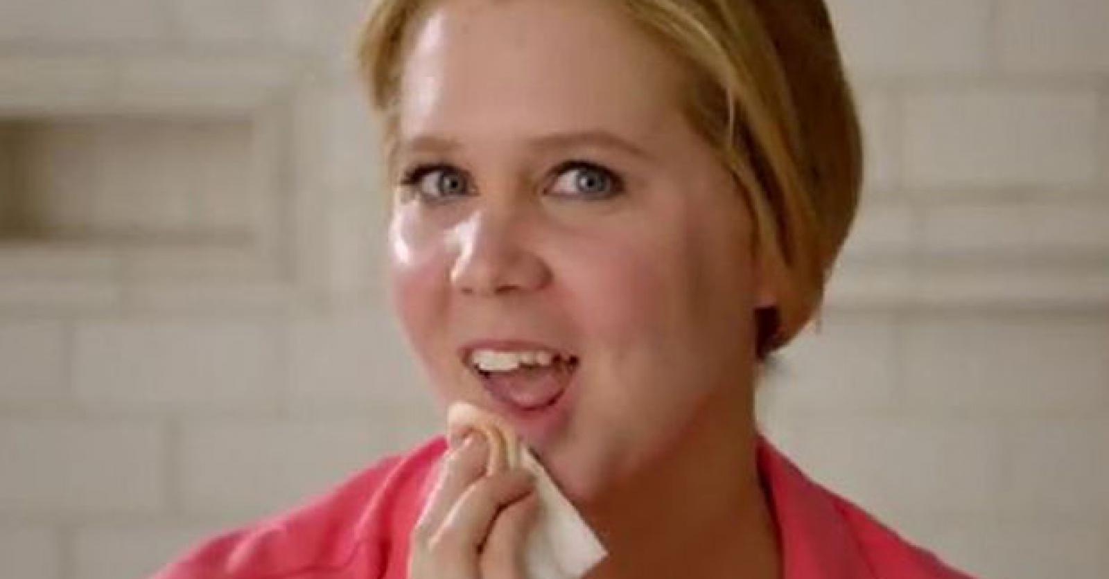 Video: ontdek wat er gebeurt wanneer Amy Schumer haar make-up verwijdert
