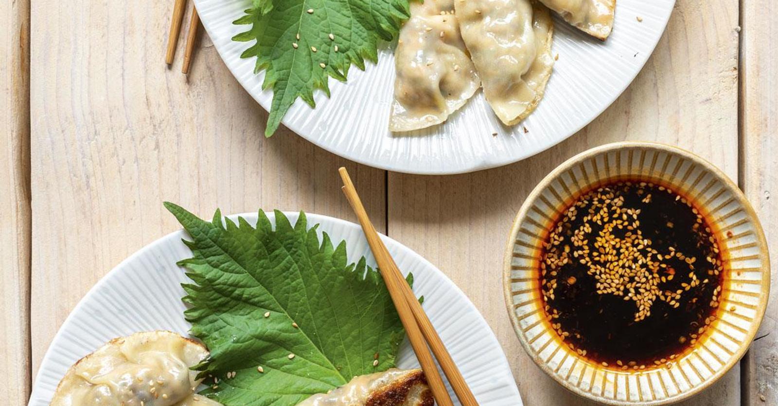 Gyoza met shiitake en chili-sesamdip