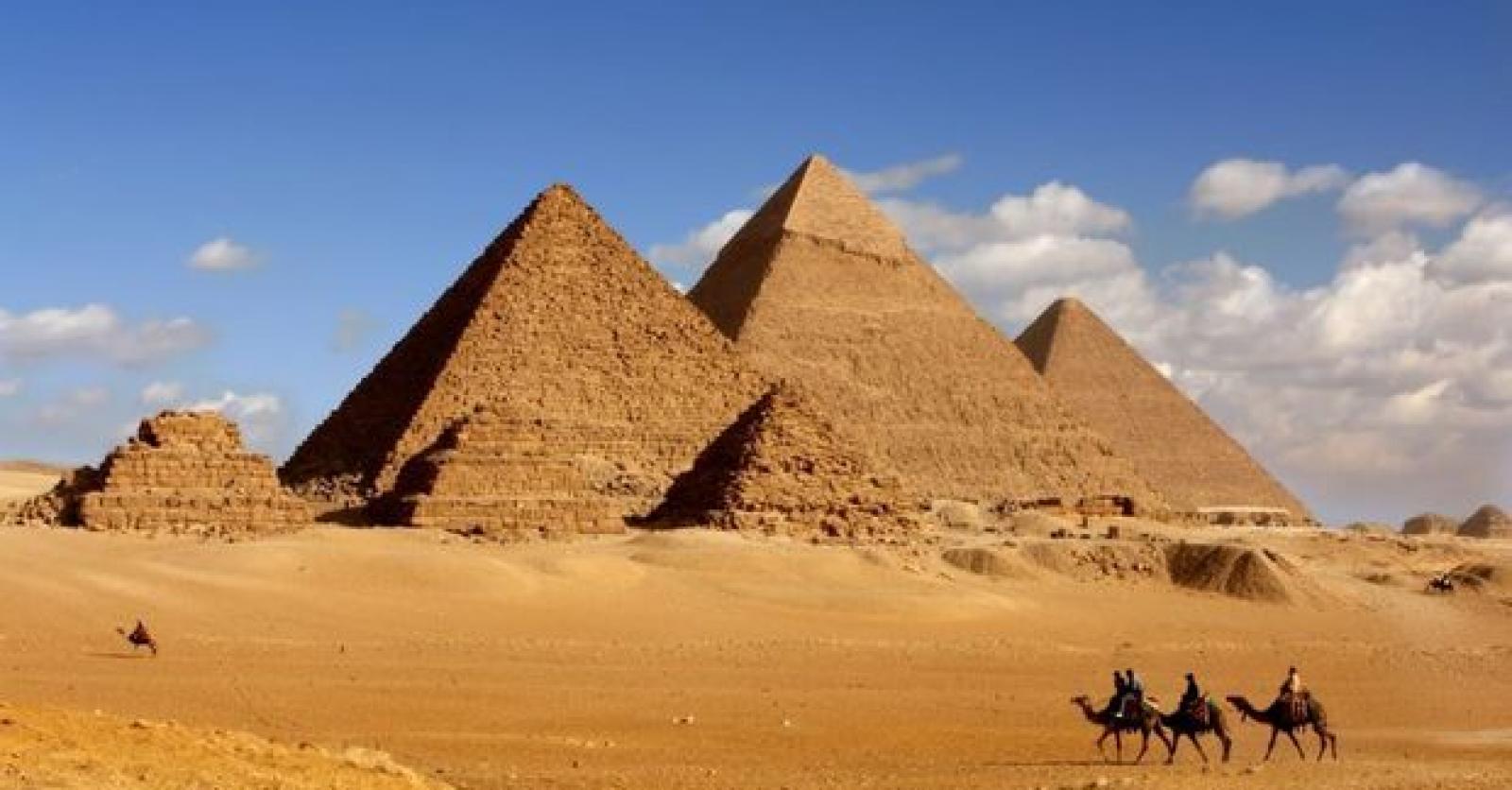 Wetenschappers ontdekken enorme ruimte in de piramide van Cheops