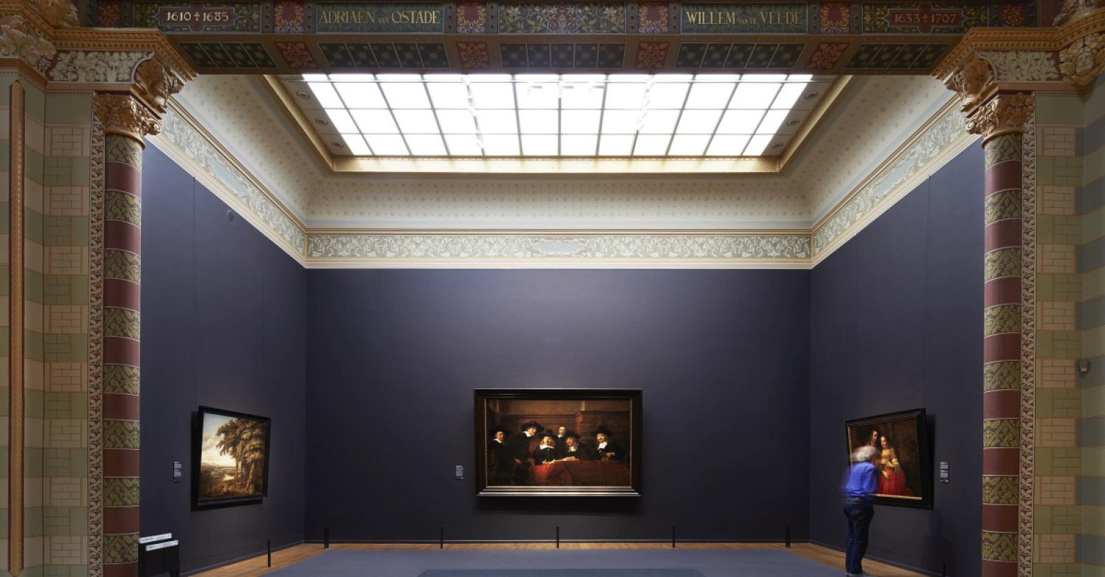 Deze veertien beroemde musea bieden online tours die je vanuit thuis ...