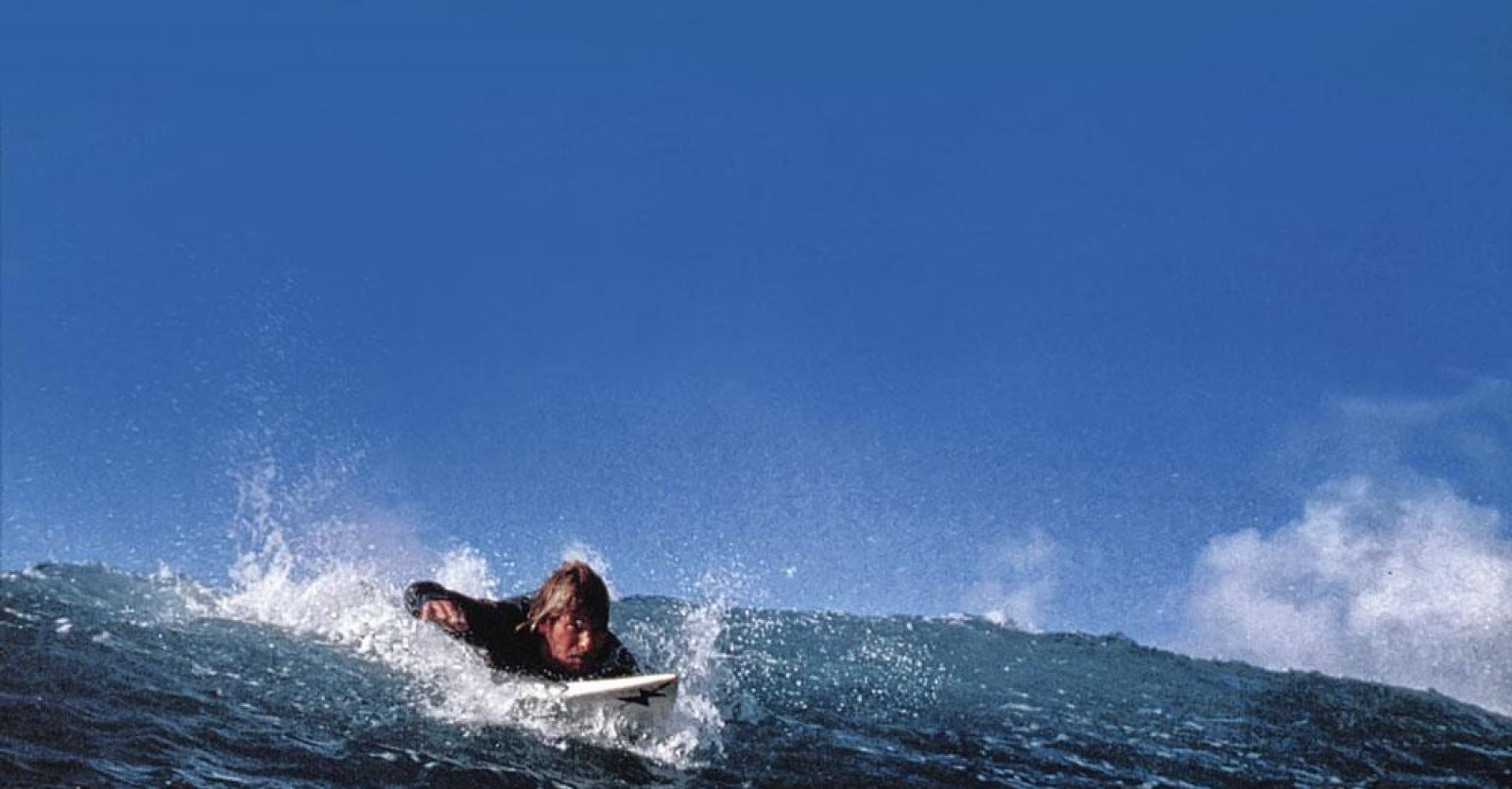 De Point Break à Brice de Nice, zoom sur le surf au cinéma