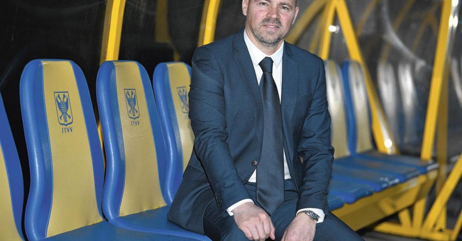 STVV zet coach Milos Kostic aan de deur