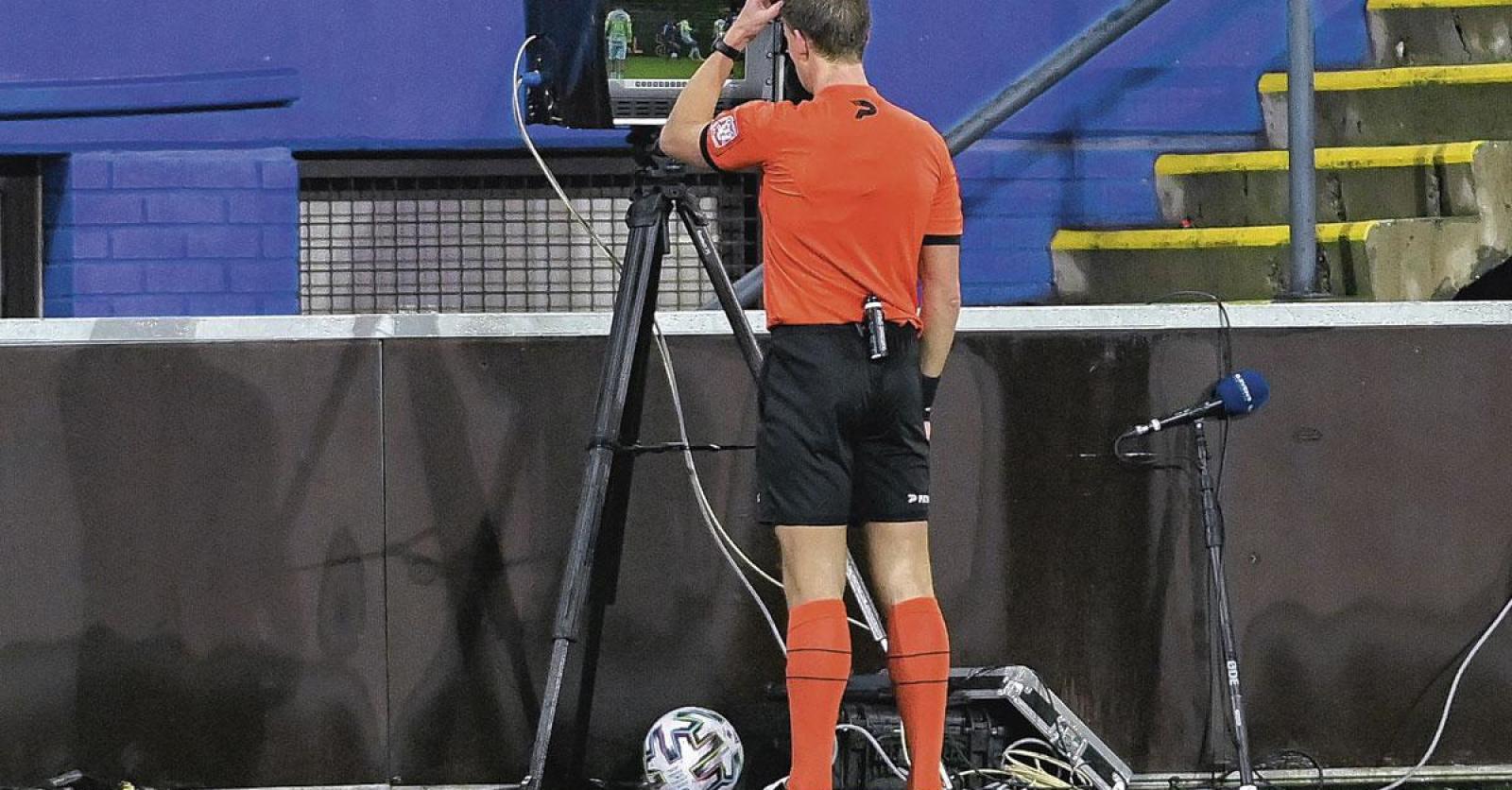 Nederlandse VAR-teams helpen Pro League uit de nood op laatste speeldag