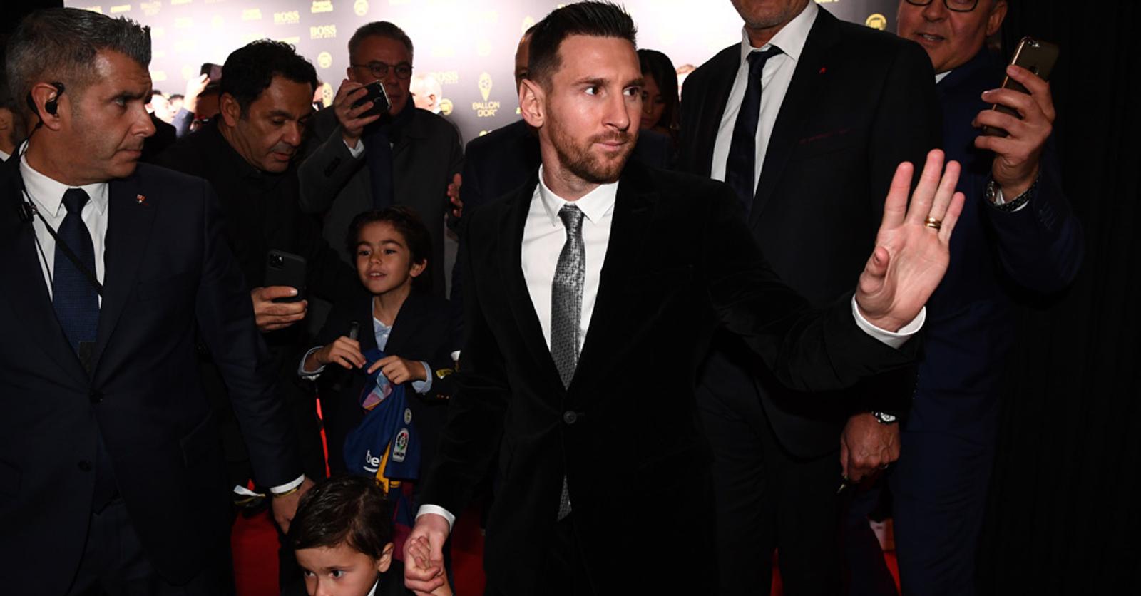 Messi wint zesde keer Gouden Bal en wordt alleen recordhouder