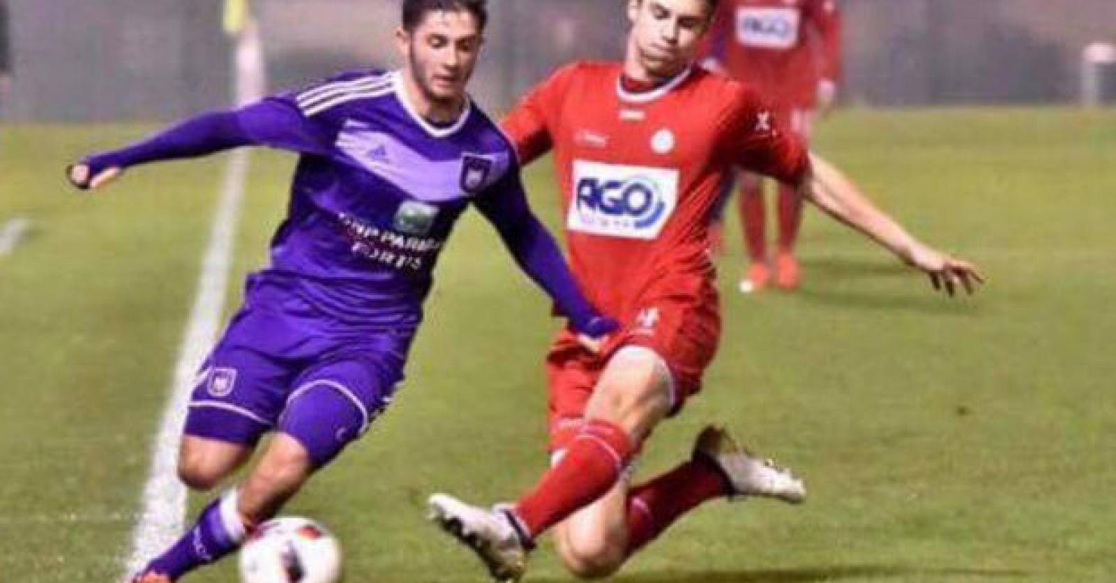 Belofte KV Kortrijk wordt prof bij Almere