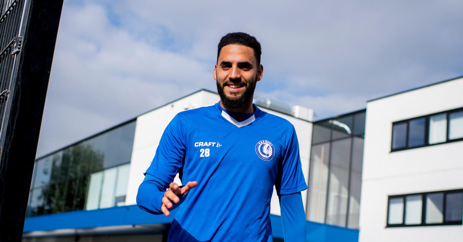 Dylan Bronn over vertrek bij KAA Gent: 'Ik had het ongelukkige idee een ...