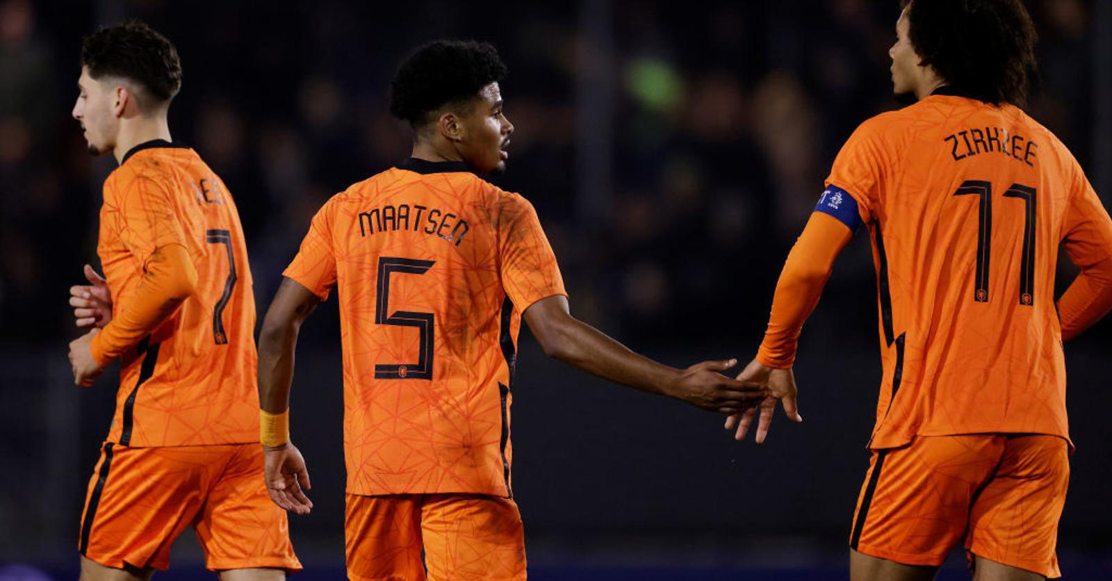 Maatsen, Reis, Frimpong, van den Berg et Zirkzee, ces cinq joueurs qui ...