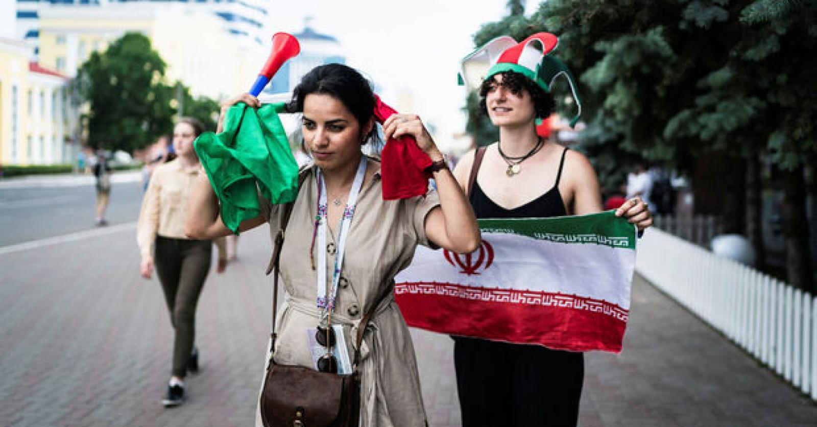 Rohani autorise les femmes à assister à des matches de football