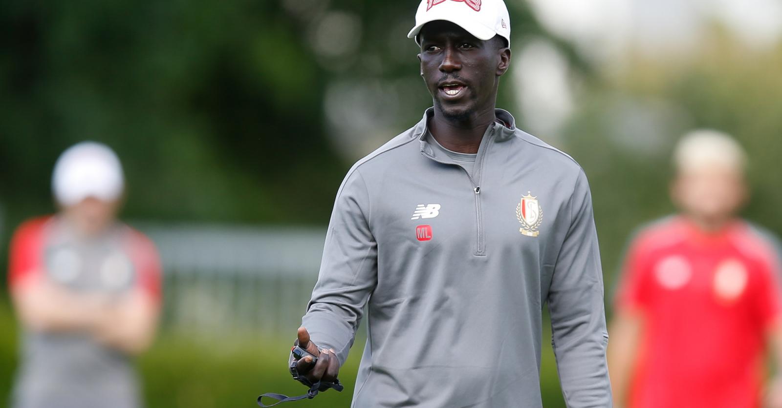 Mbaye Leye est le nouvel entraîneur du Standard (officiel) Mbaye Leye est le nouvel entraîneur du Standard (officiel)