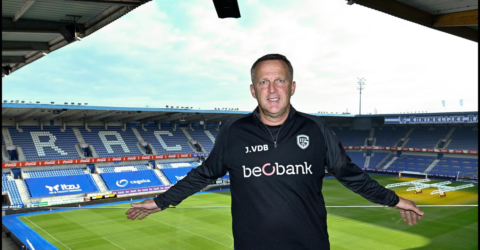 John van den Brom: "Je prône toujours le beau jeu, parfois un peu trop"