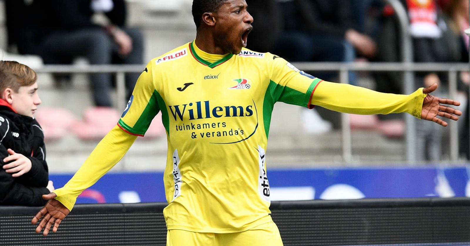 Joseph Akpala revient à Ostende