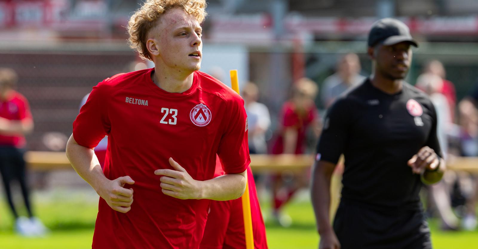 Dion De Neve over transfer van Zulte Waregem naar KV Kortrijk: 'Moet ...