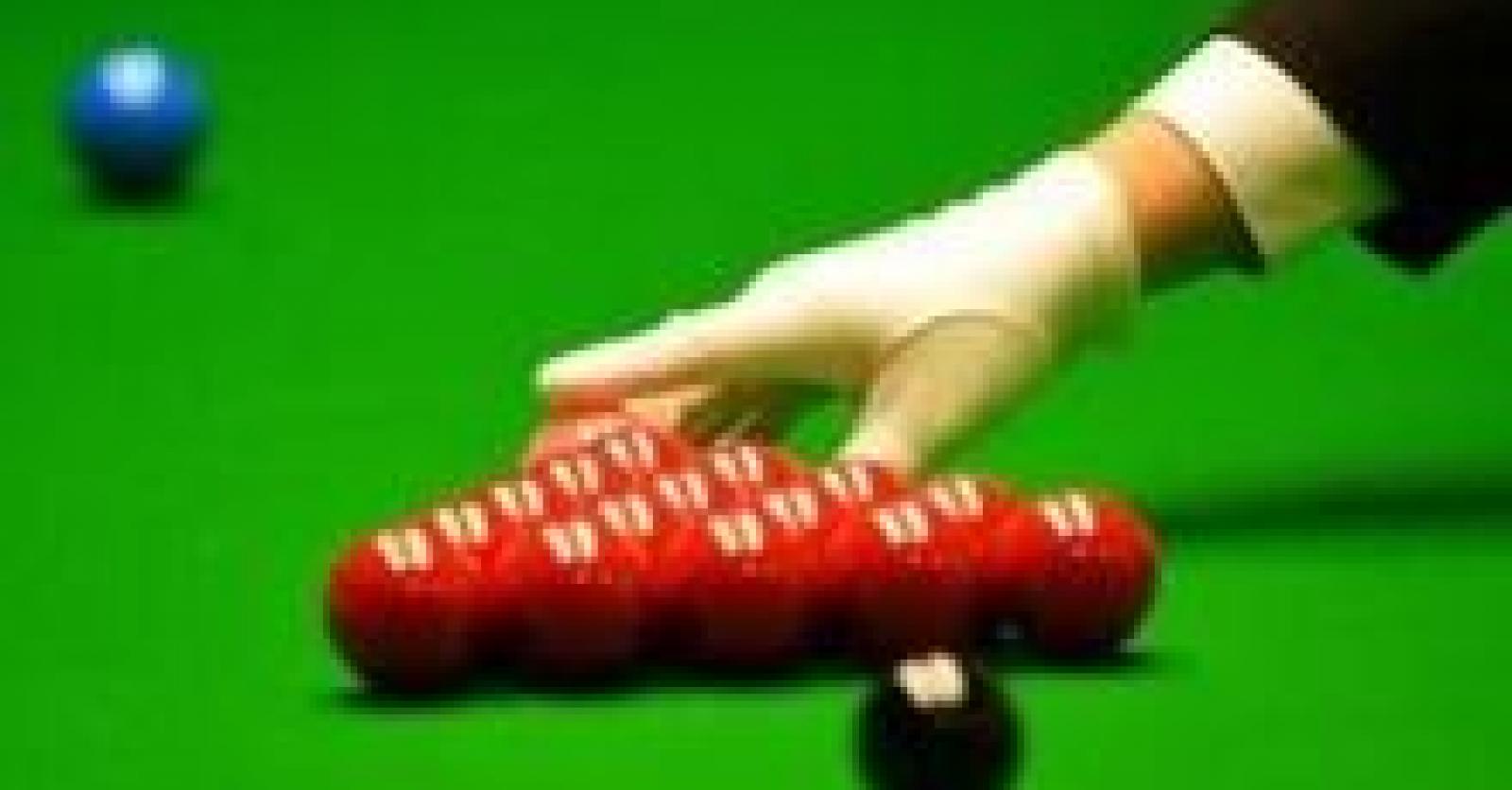 Peter Bullen overleeft groepsfase EK snooker