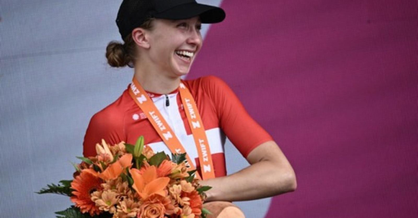 Tour de France Femmes: Cecilie Uttrup Ludwig verslaat Marleen Vos in ...