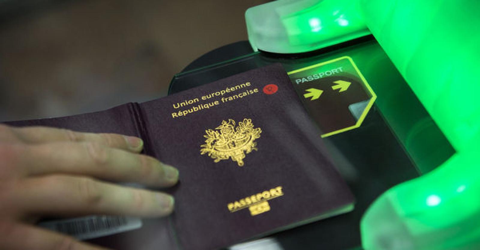 Federale politie stelt leverancier e-gate Brussels Airport in gebreke ...