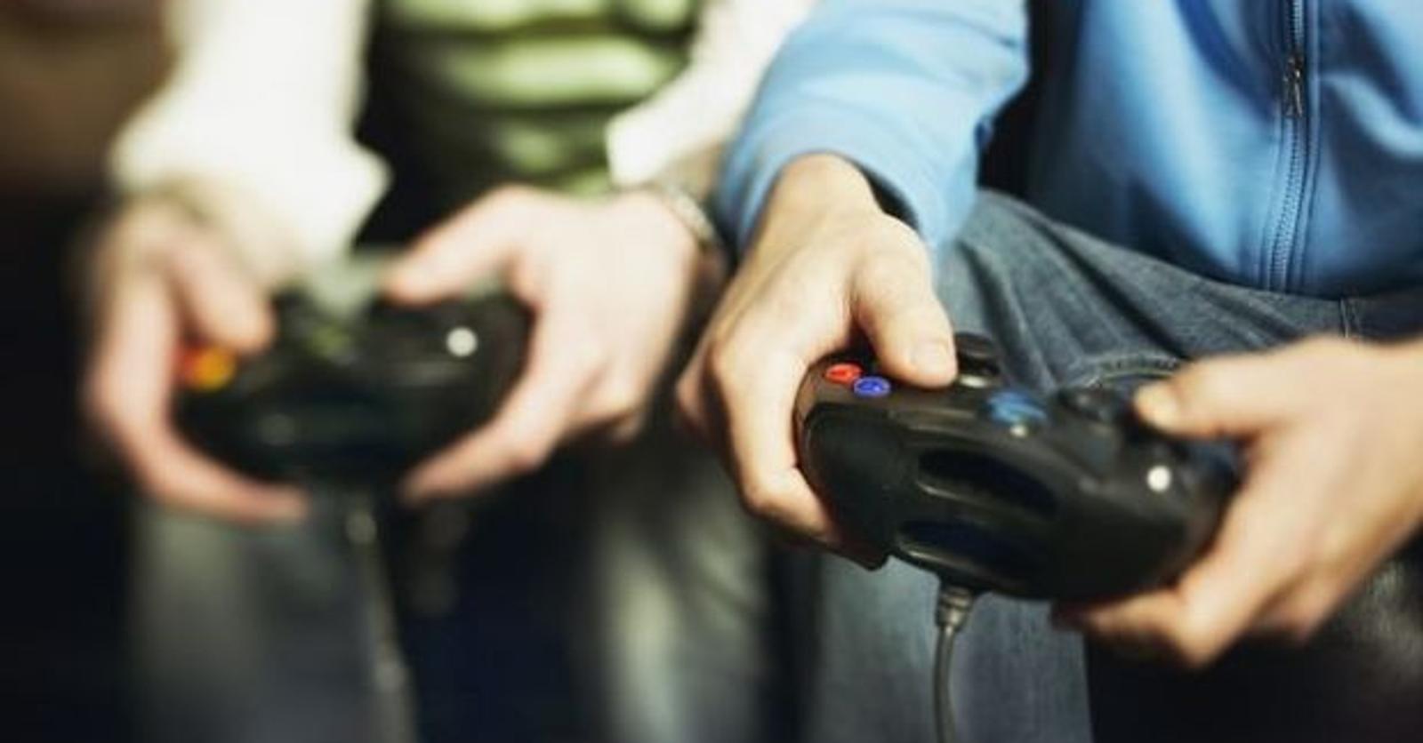 Digibesitas: wekelijks trekken 3 tot 4 ouders aan alarmbel over ...