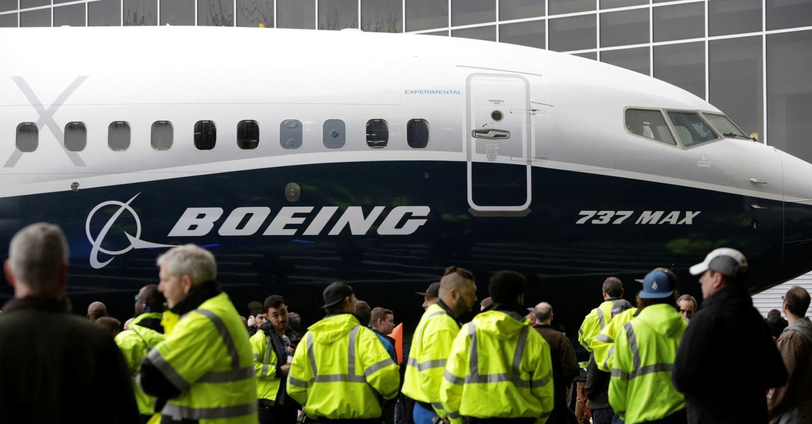Boeing 737 MAX 9: les inspections se multiplient après l'envol d'une ...