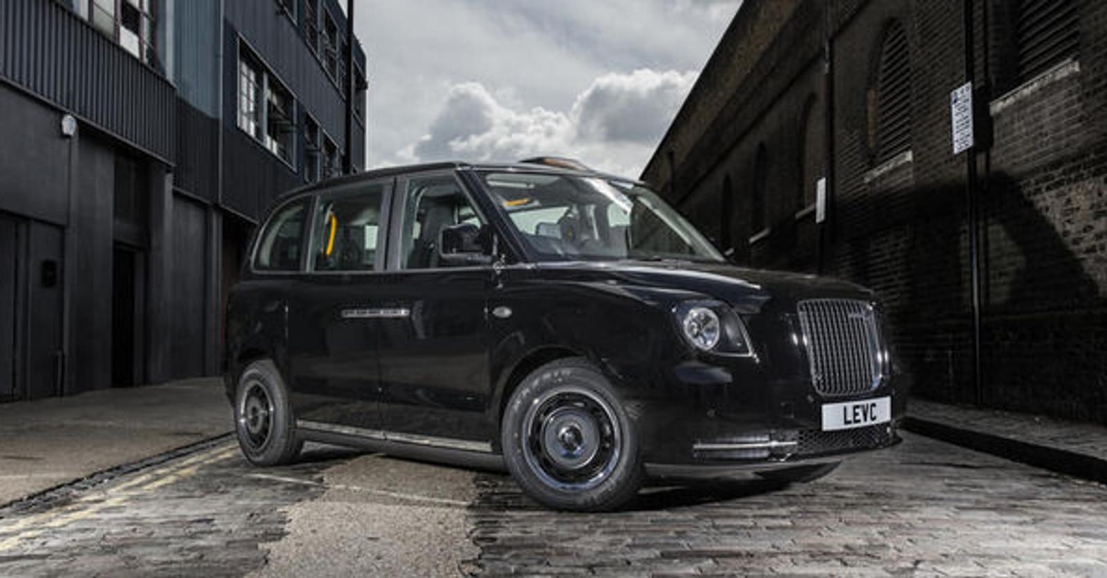 Eerste elektrische taxi's rijden door Londense straten - Trends.be
