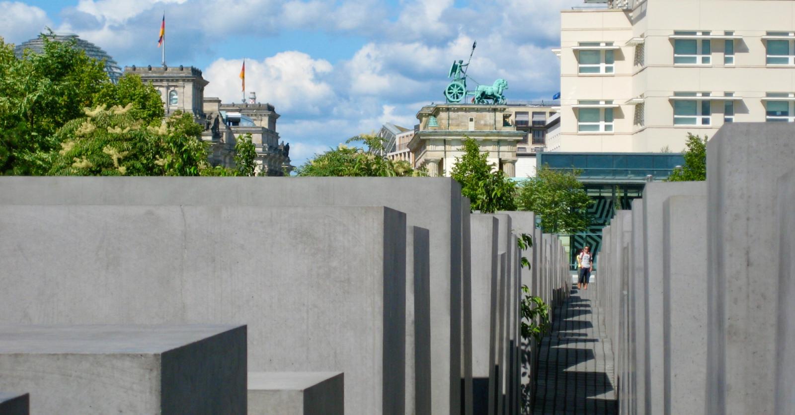 Twitter bannit également la négation de l'Holocauste - Trends-Tendances
