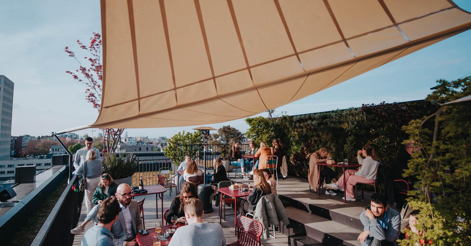 Zomerbars in Antwerpen: op deze plekken kun je cocktails sippen