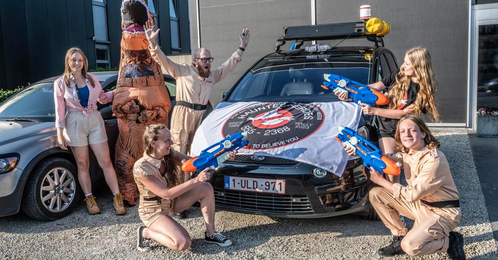 Kapper Jürgen Meerschaert neemt met gezin deel aan Budapest Rally: “En ...