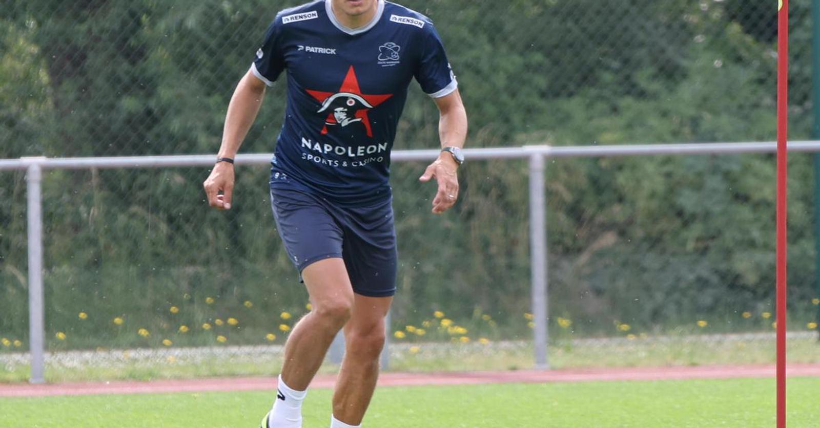 Essevee wint eerste oefenwedstrijd makkelijk met ruime 8-0-cijfers - KW.be