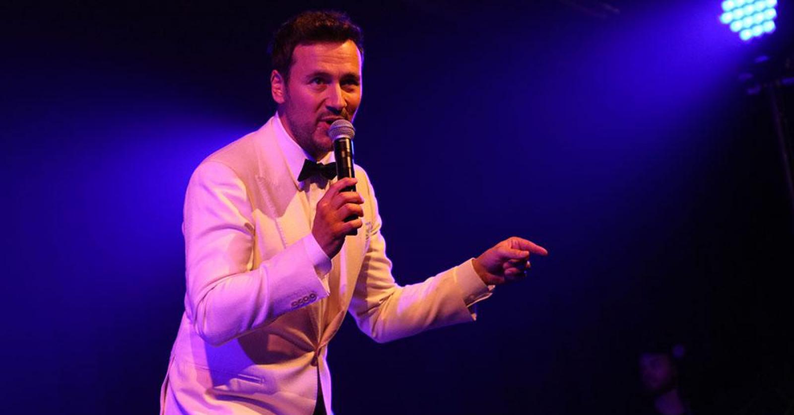 Vlaamse crooner Yannick Bovy geeft eerste 'Big Band Battle' mee kleur ...