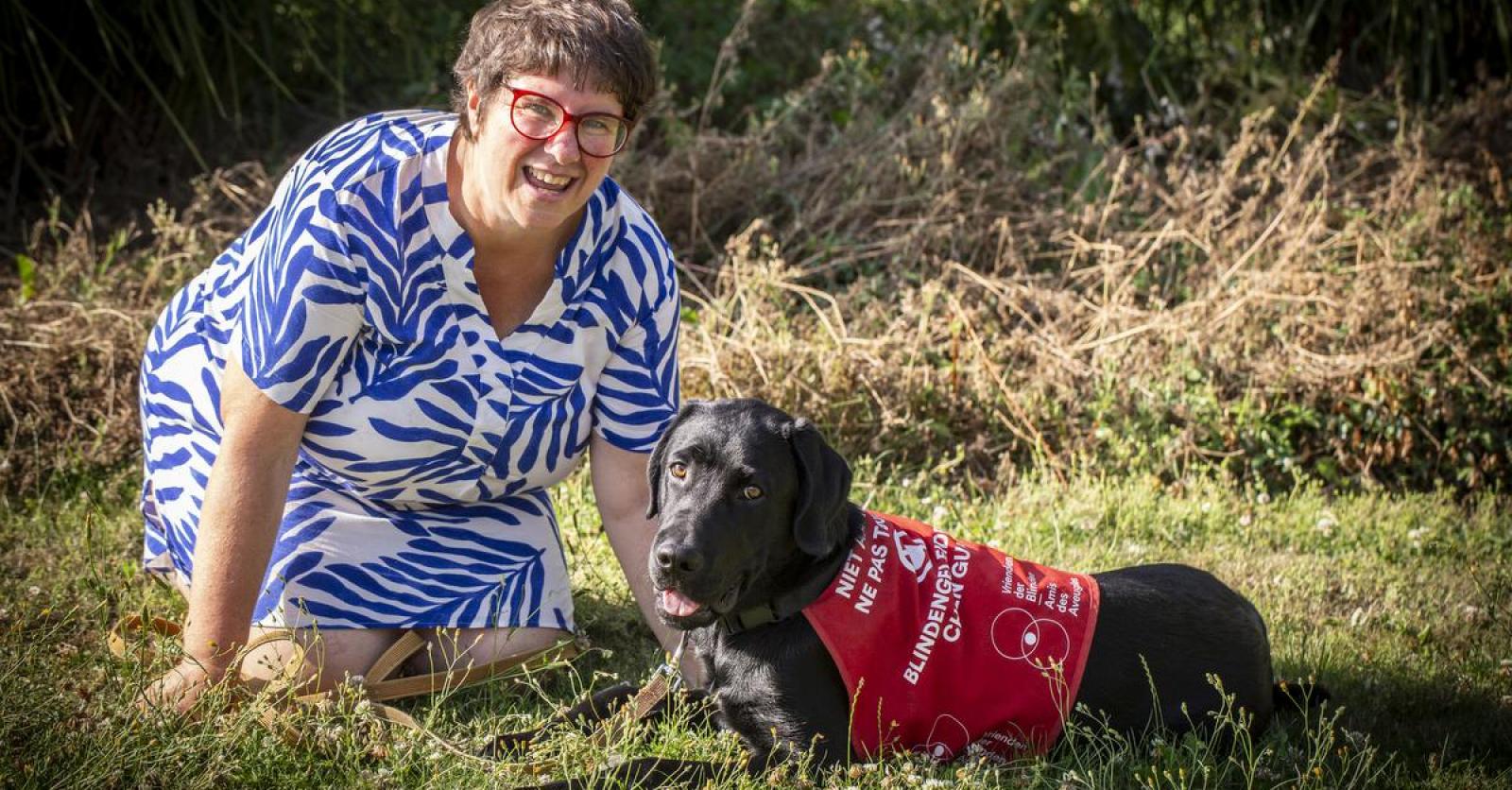 Els leidt opnieuw blindengeleidehond op na afscheid van labrador ...