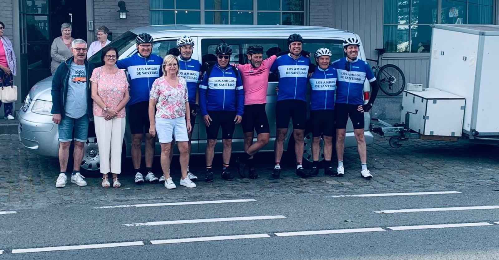 Fietsvrienden Amigos de Santiago voltooien hun laatste expeditie - KW.be