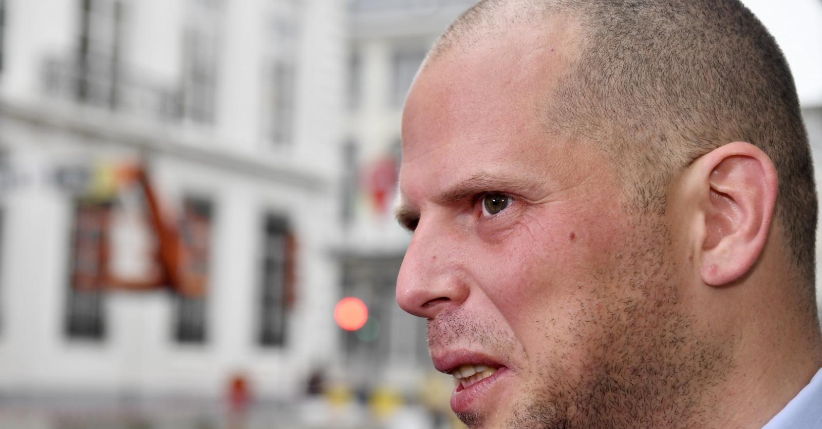Een pluim voor Theo Francken: "Tranen met tuiten zou ik bleiten"