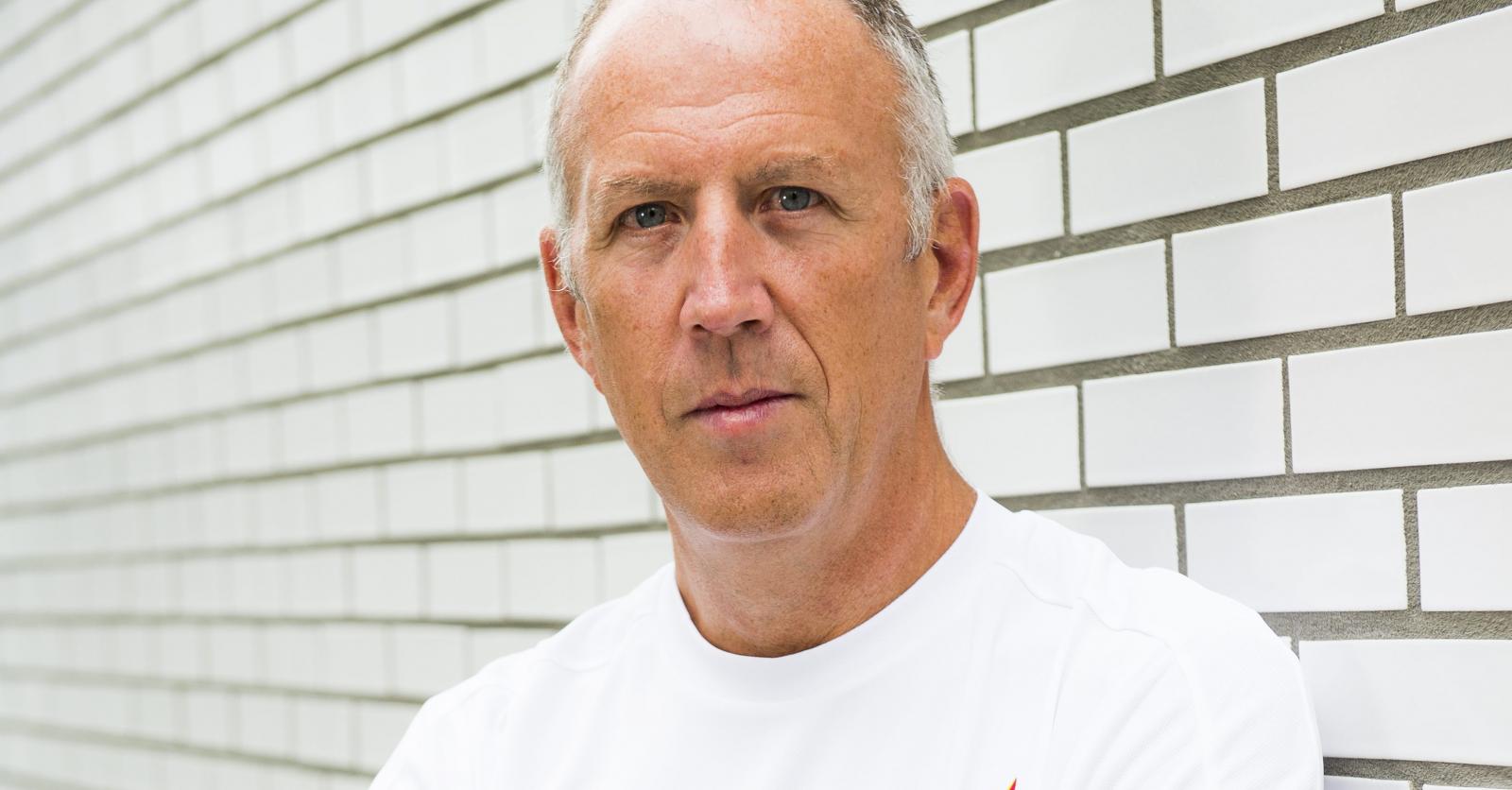 Zwemcoach Ronald Gaastra, de man achter Pieter Timmers, schiet met ...