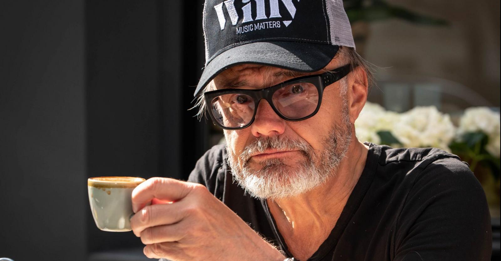 TV-icoon, muzikant en vanaf morgen weer radiomaker Marcel Vanthilt: “Ik ...