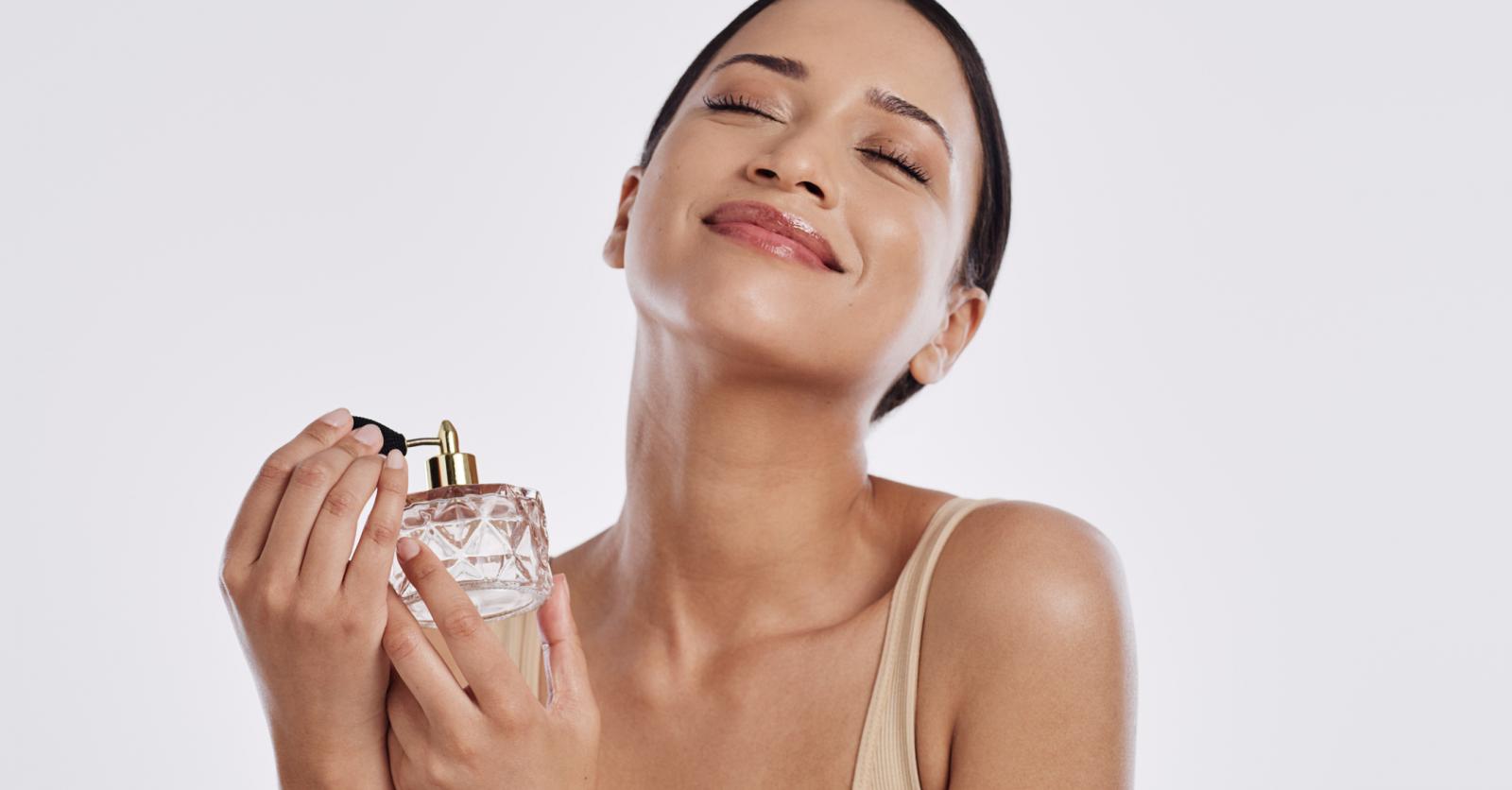 Voici la fragrance élue "meilleur parfum" de l'année et elle coûte ...