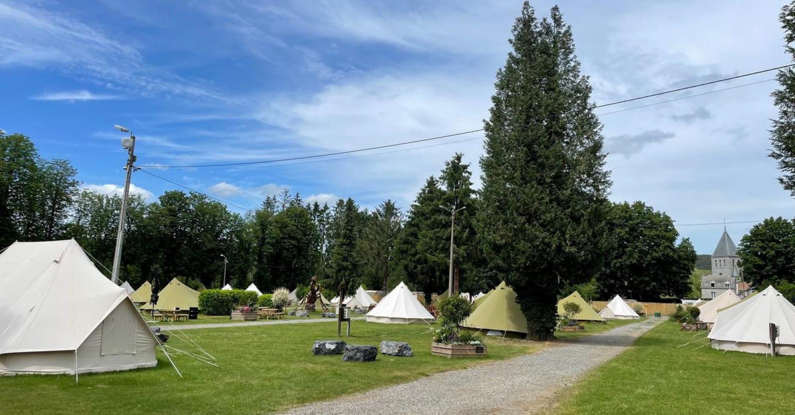On a testé : un week-end glamping à Han - Plus Magazine