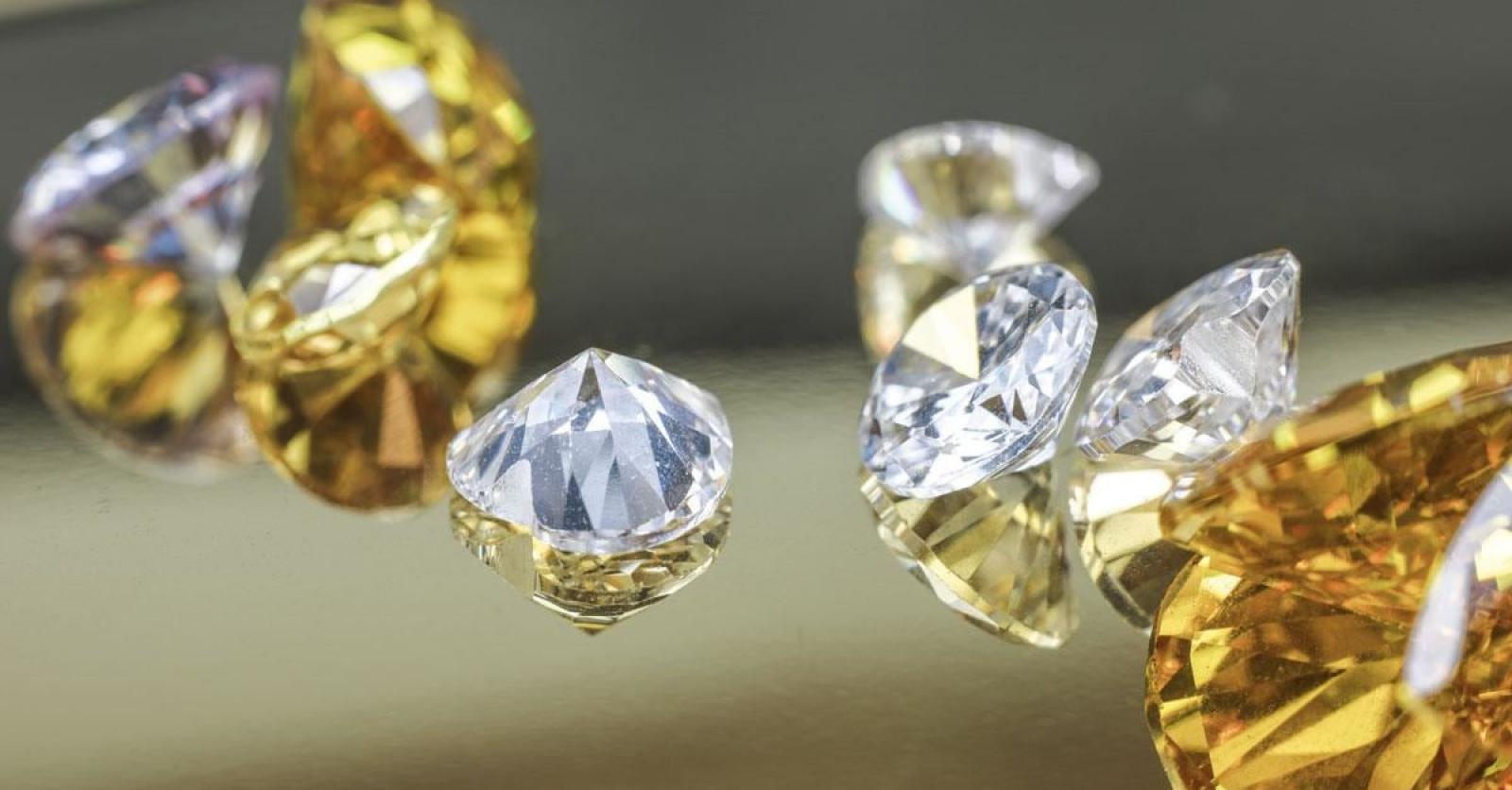 Il paraît qu'un sourire ne coûte rien... - Plus Magazine