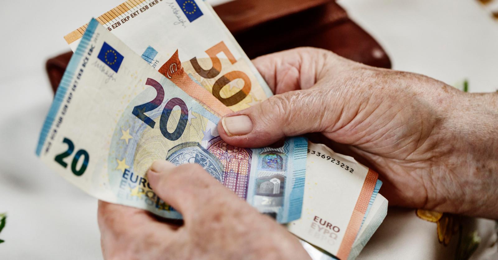 Overlevingspensioen of overgangsuitkering: een duidelijke uitleg - Plus Magazine