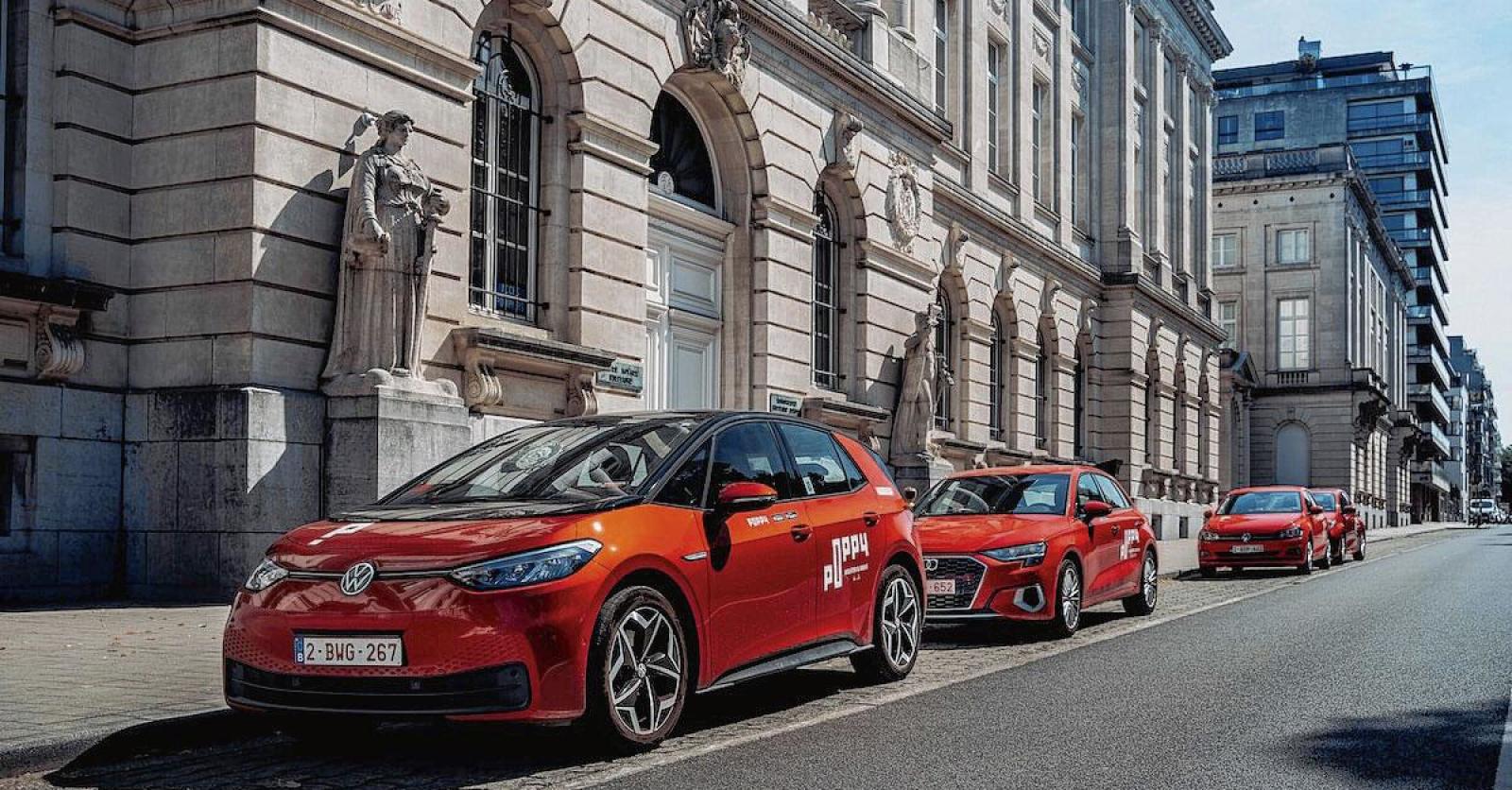 Trois fois plus de voitures poppy - Plus Magazine