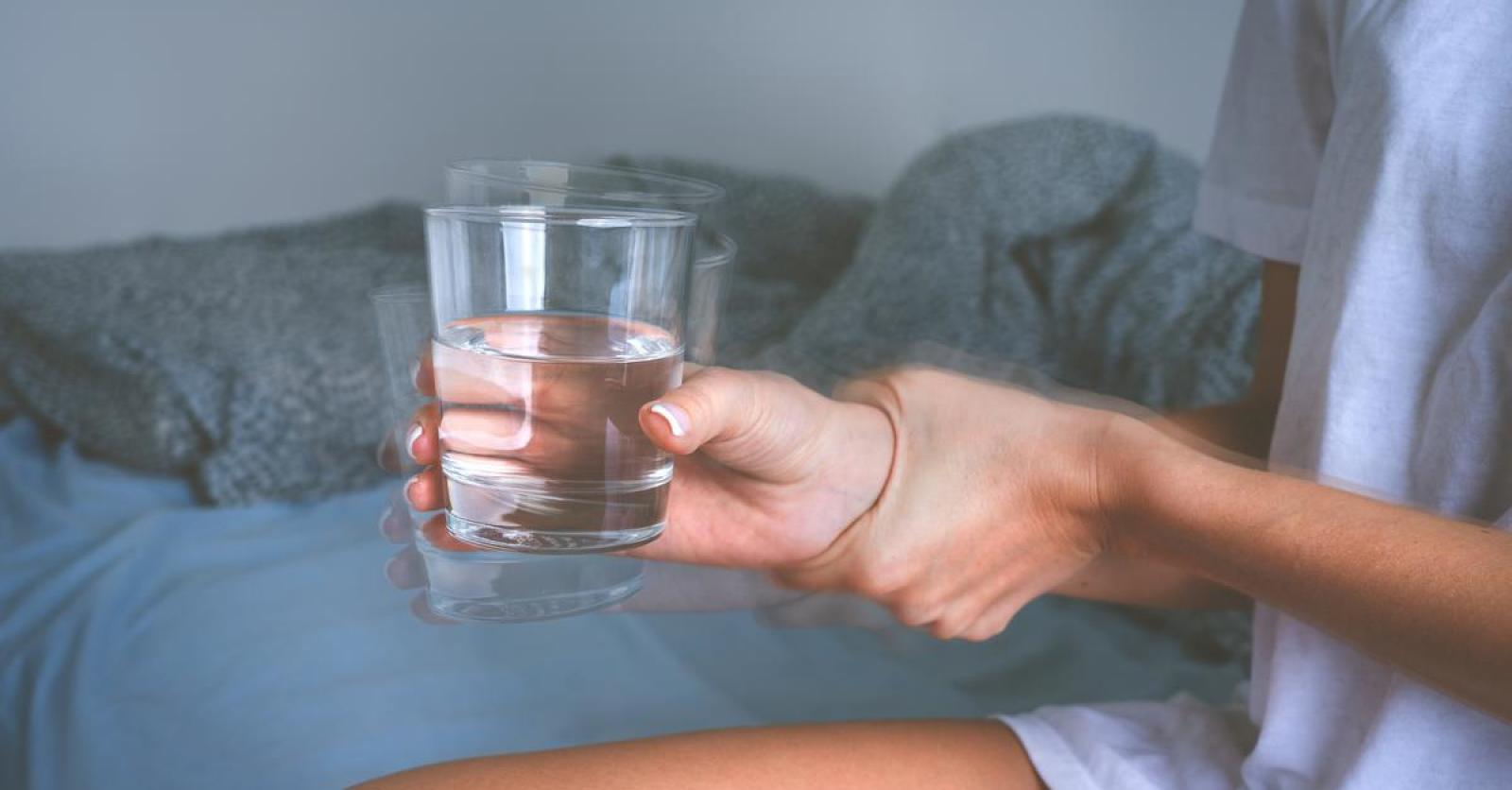 10 mogelijke oorzaken van trillende handen - Plus Magazine