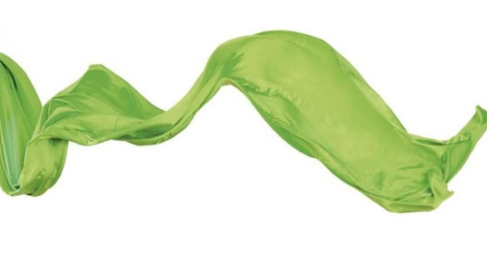 Incontournable étole - Plus Magazine