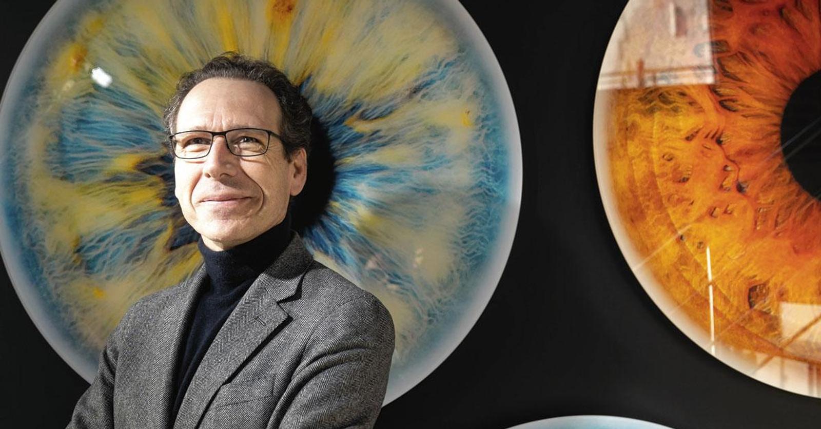 Edouard Janssens photographie les iris - Plus Magazine