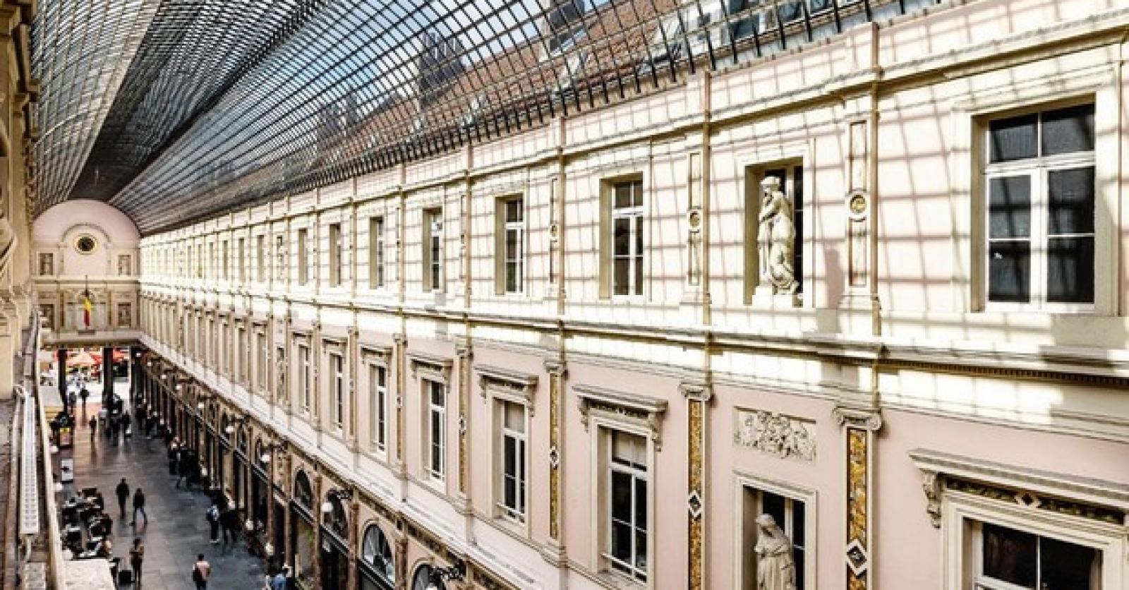 Dans les coulisses des Galeries Saint-Hubert - Plus Magazine