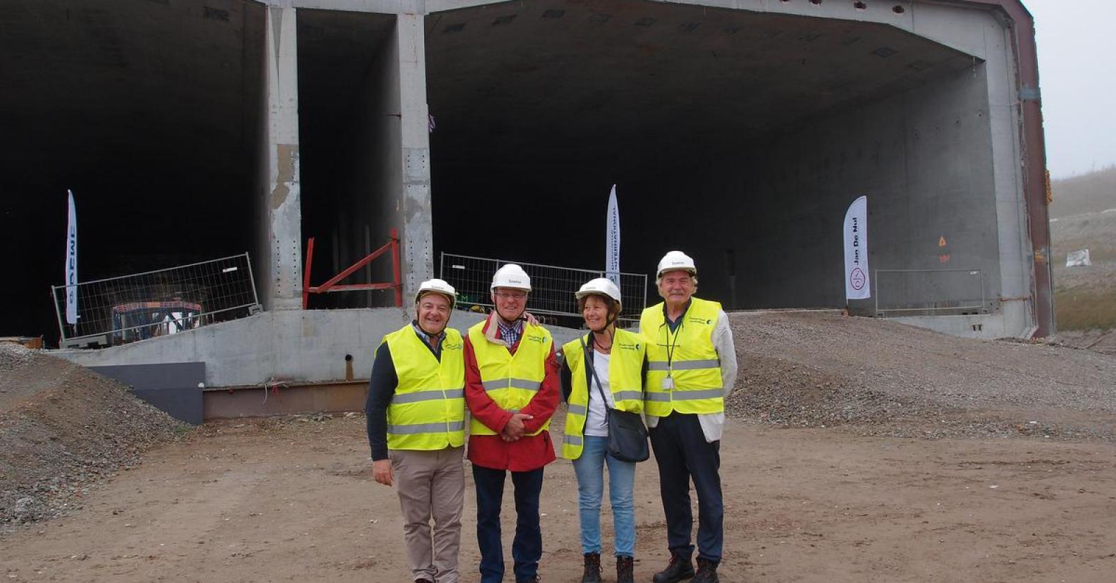 Gidsen loodsen je door ‘dozen’ Scheldetunnel in Zeebrugge - KW.be