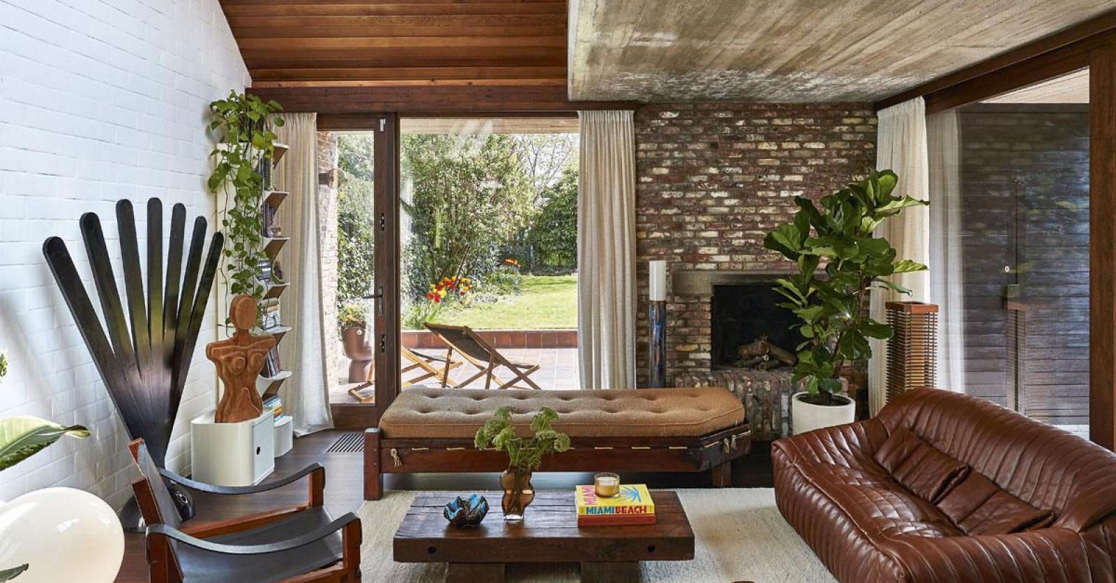 Visite d'une rénovation pas à pas, dans un esprit seventies, à Anvers