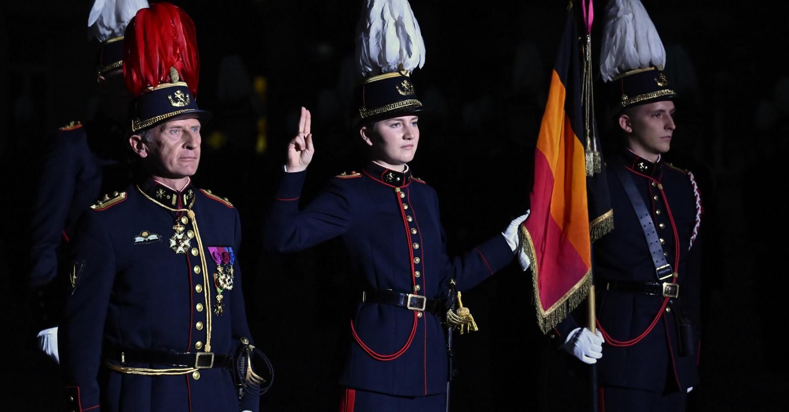 La princesse Elisabeth prête serment en tant qu'officier à l'Ecole ...