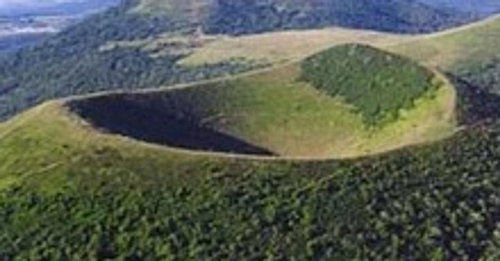 Auvergne, le volcan verdoyant - Plus Magazine