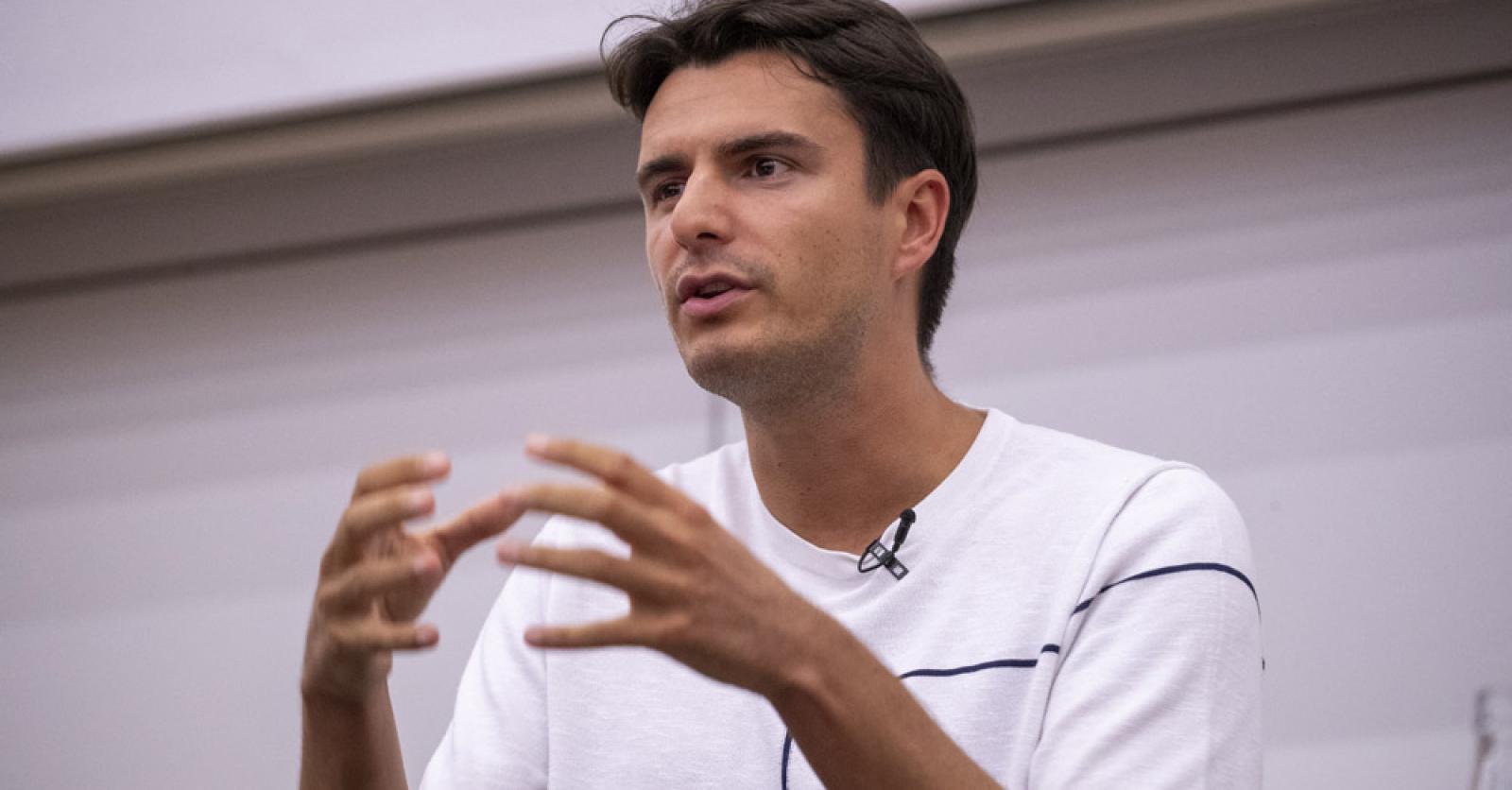 "Le racisme reste du racisme": les excuses de Conner Rousseau ...