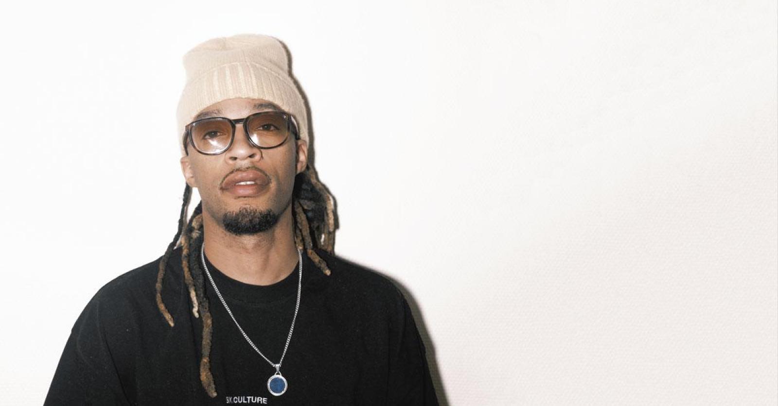 Krisy, l’atypique, sort enfin son premier album