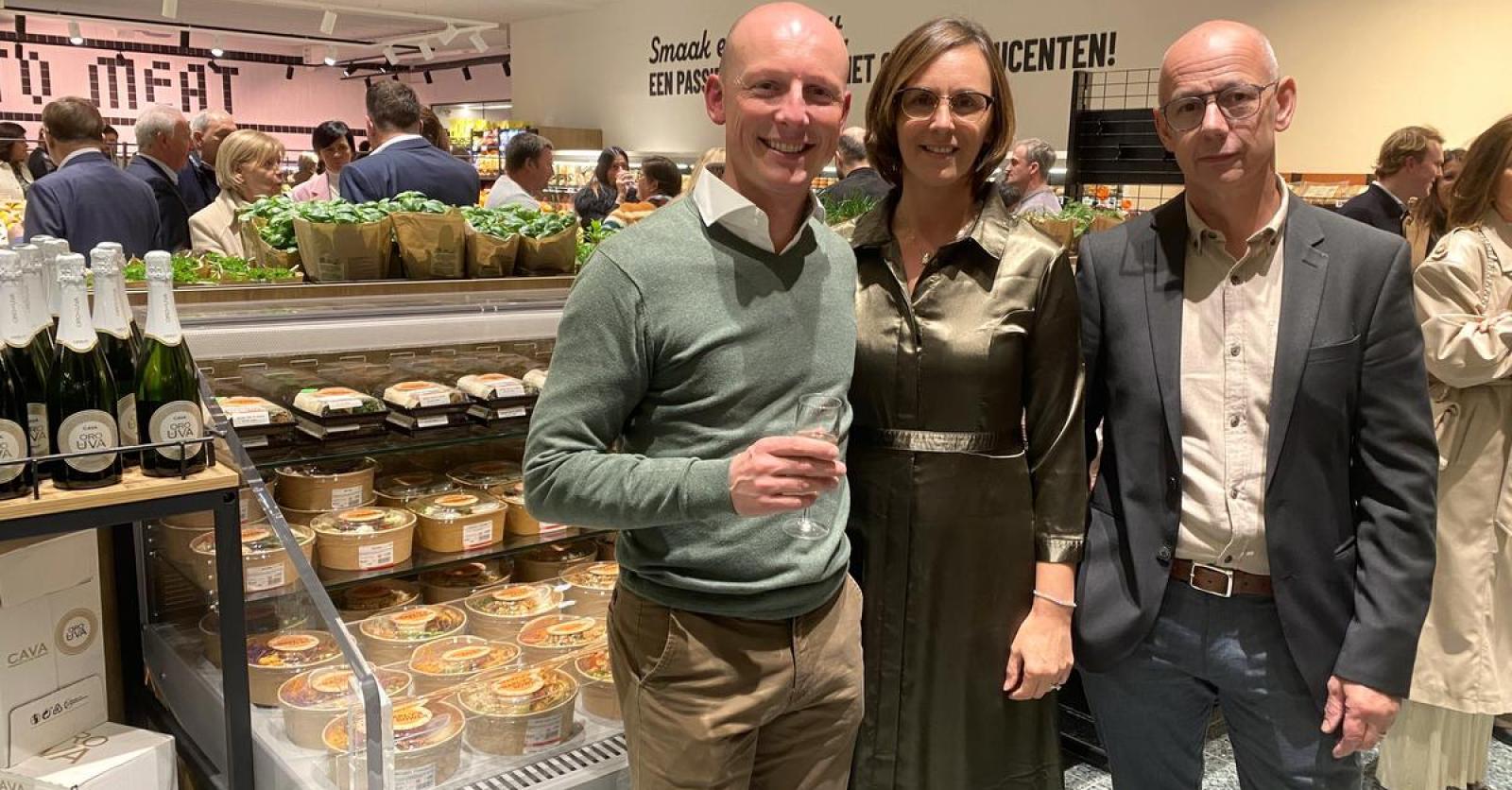 Uitgebreide Delhaize in Heule officieel geopend - KW.be