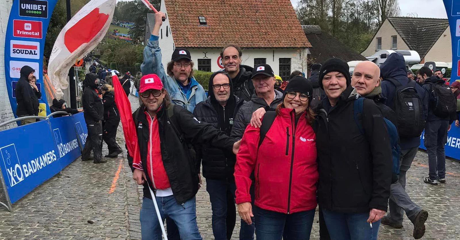 Wervikse fans wuiven Yu Takenouchi uit op de Koppenbergcross - KW.be