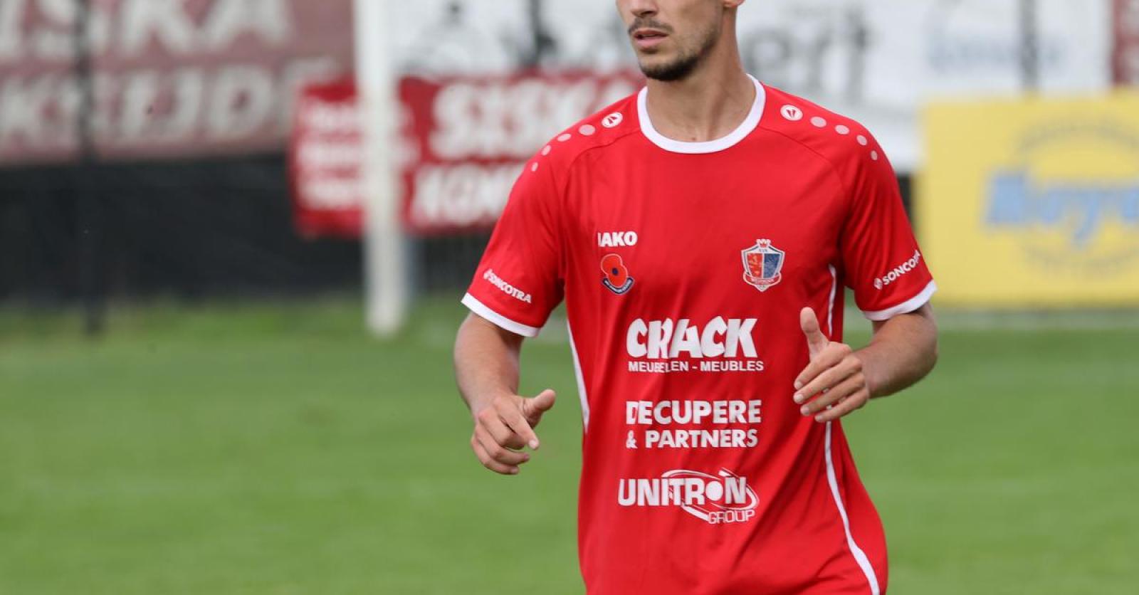 Seppe Gantois na zijn vier goals in één match voor KVK Westhoek: “Nooit eerder meegemaakt” - KW.be